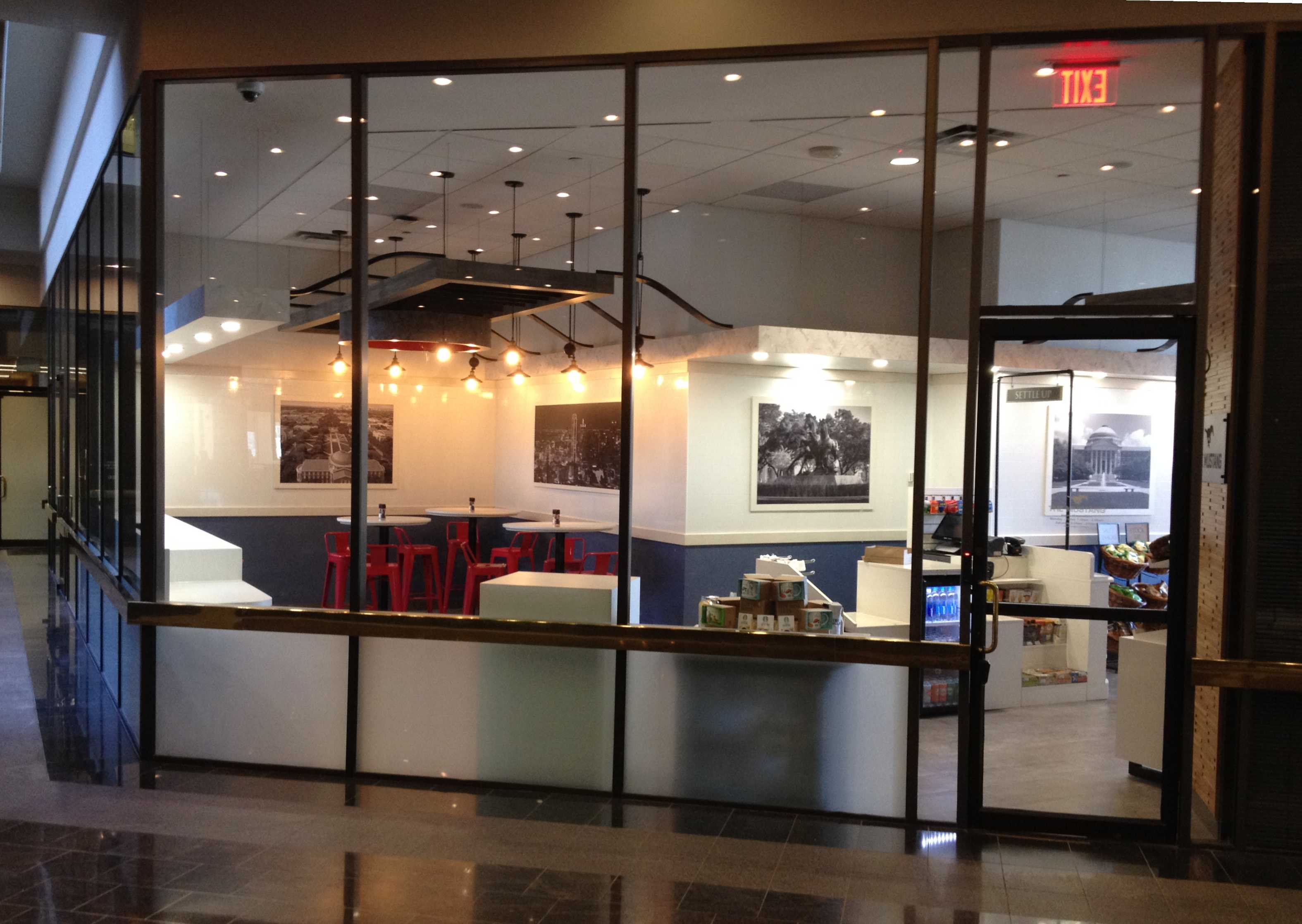 Greenville Avenue, Dallas, Texas THE MUSTANG, SMU , Dallas, Texas